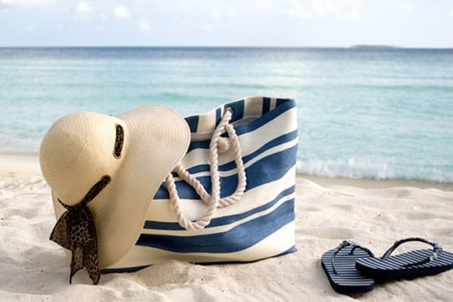 Top 10 dép đi biển đẹp được ưa chuộng nhất hiện nay